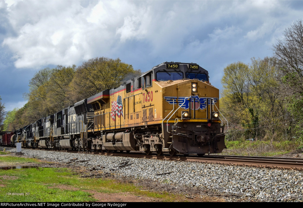 UP 7450 leads a 6-engine + DPU freight train